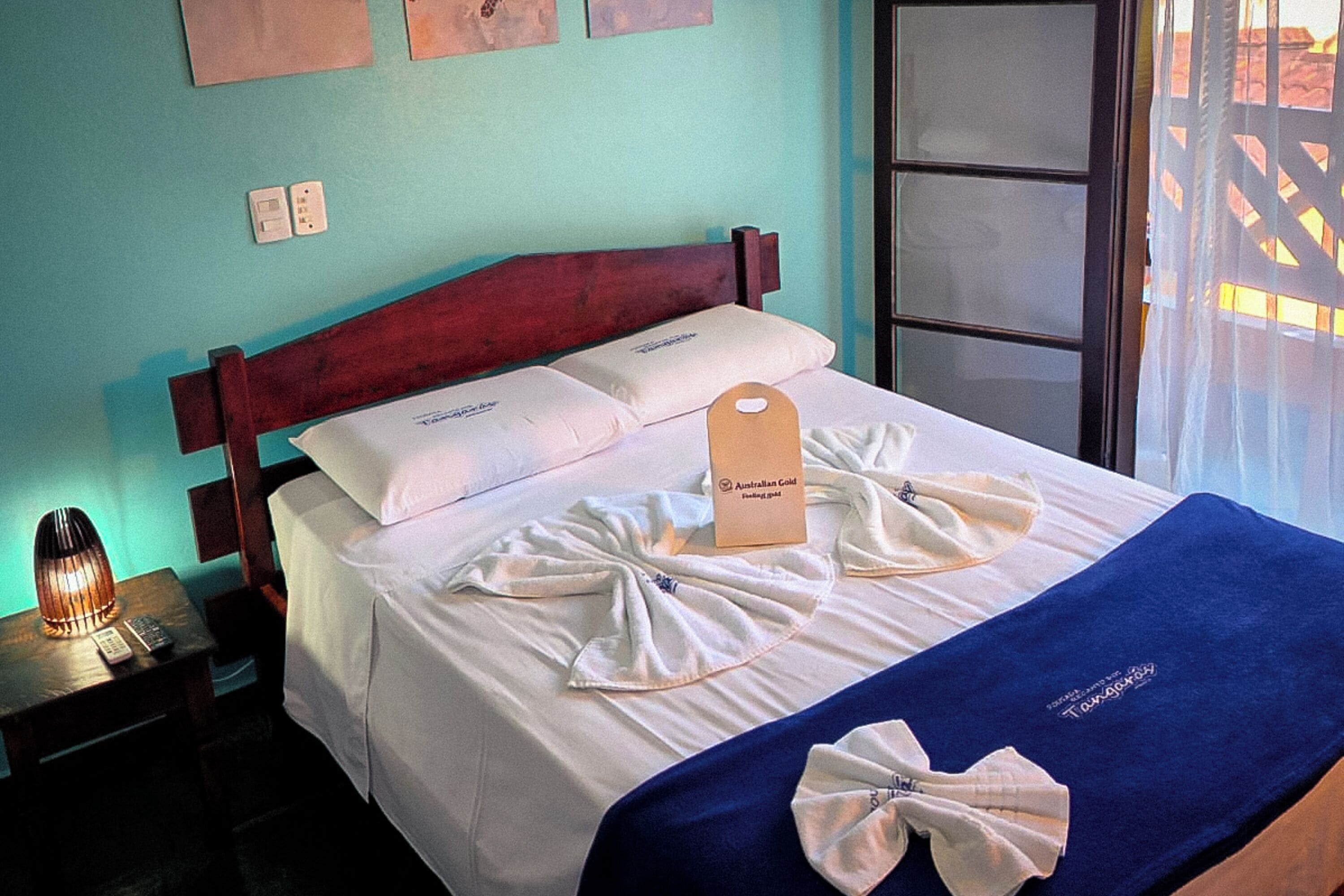 Quarto Júnior | Minibar, Wi-fi grátis, roupa de cama fornecida 