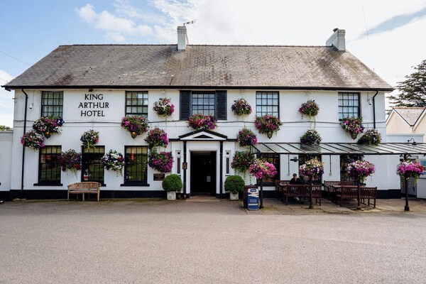 King Arthur Hotel - Wales