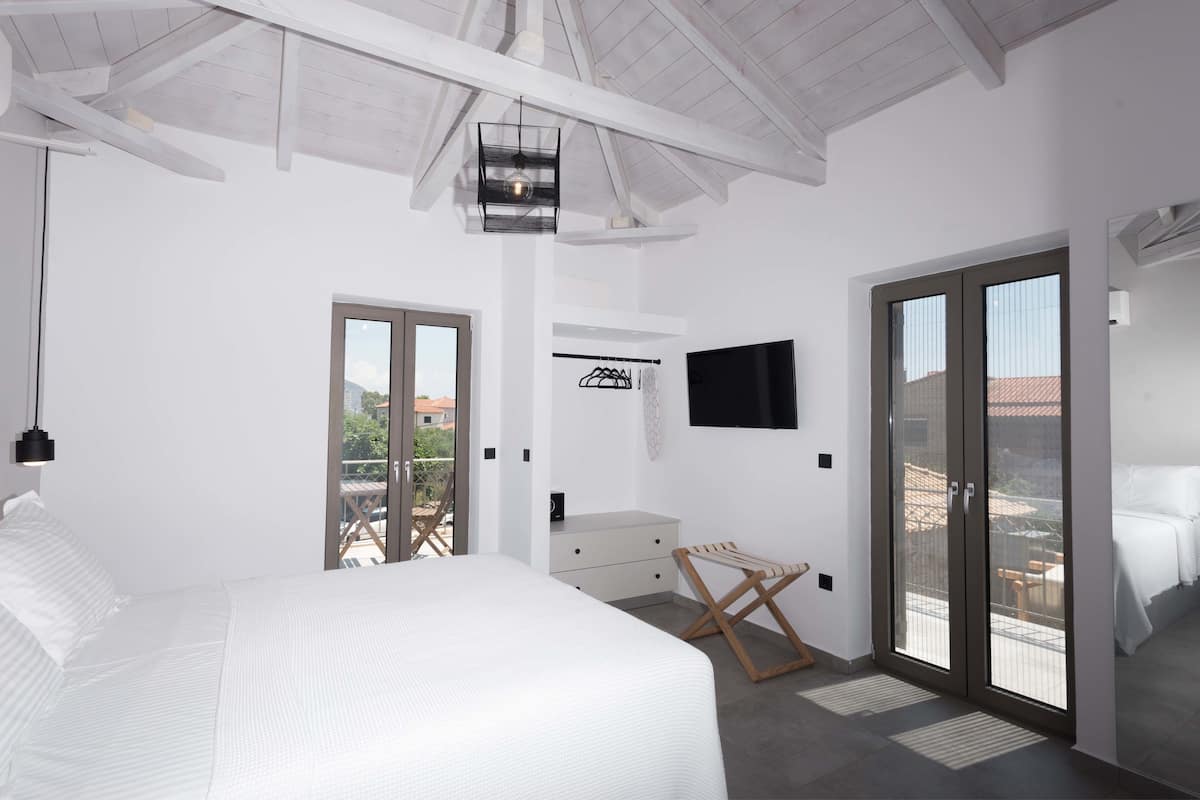 Duplex conforto, 1 cama Queen e sofá-cama, para não fumantes | 1 quarto, roupas de cama de algodão egípcio, roupas de cama premium
