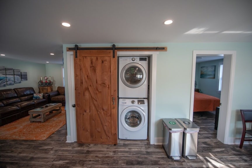 Premier, Modern, Fully Renovated, Beach Home...stroll To The Beach In 3 Minutes! - New Hampshire (State)