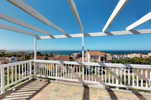 Casa Familiar, 3 quartos, não fumadores, vista para o oceano | Terraço/pátio interior