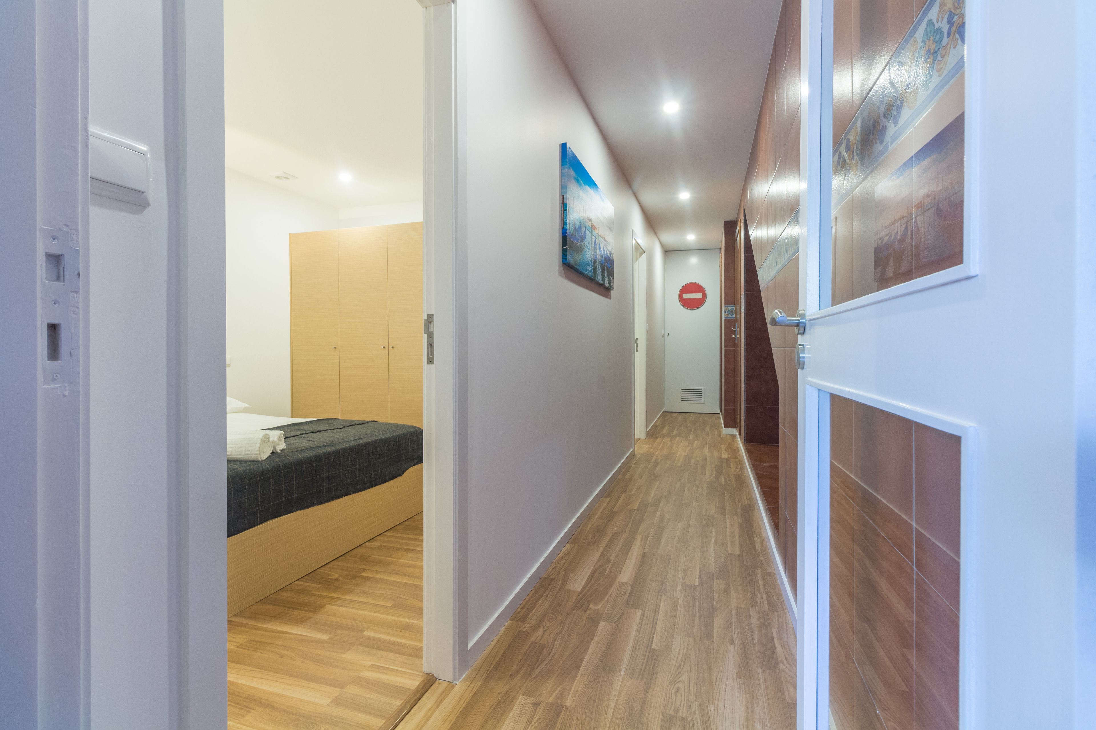 Apartamento, 2 quartos (Ground Floor) | Área de estar | TV de tela plana