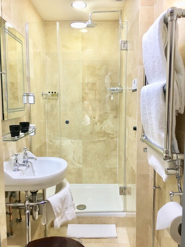 The Black Hole - Hampshire