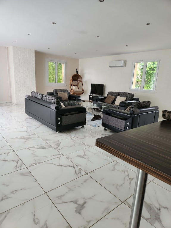 Proche Deauville-villa-piscine Chauffée Et Sauna - Calvados