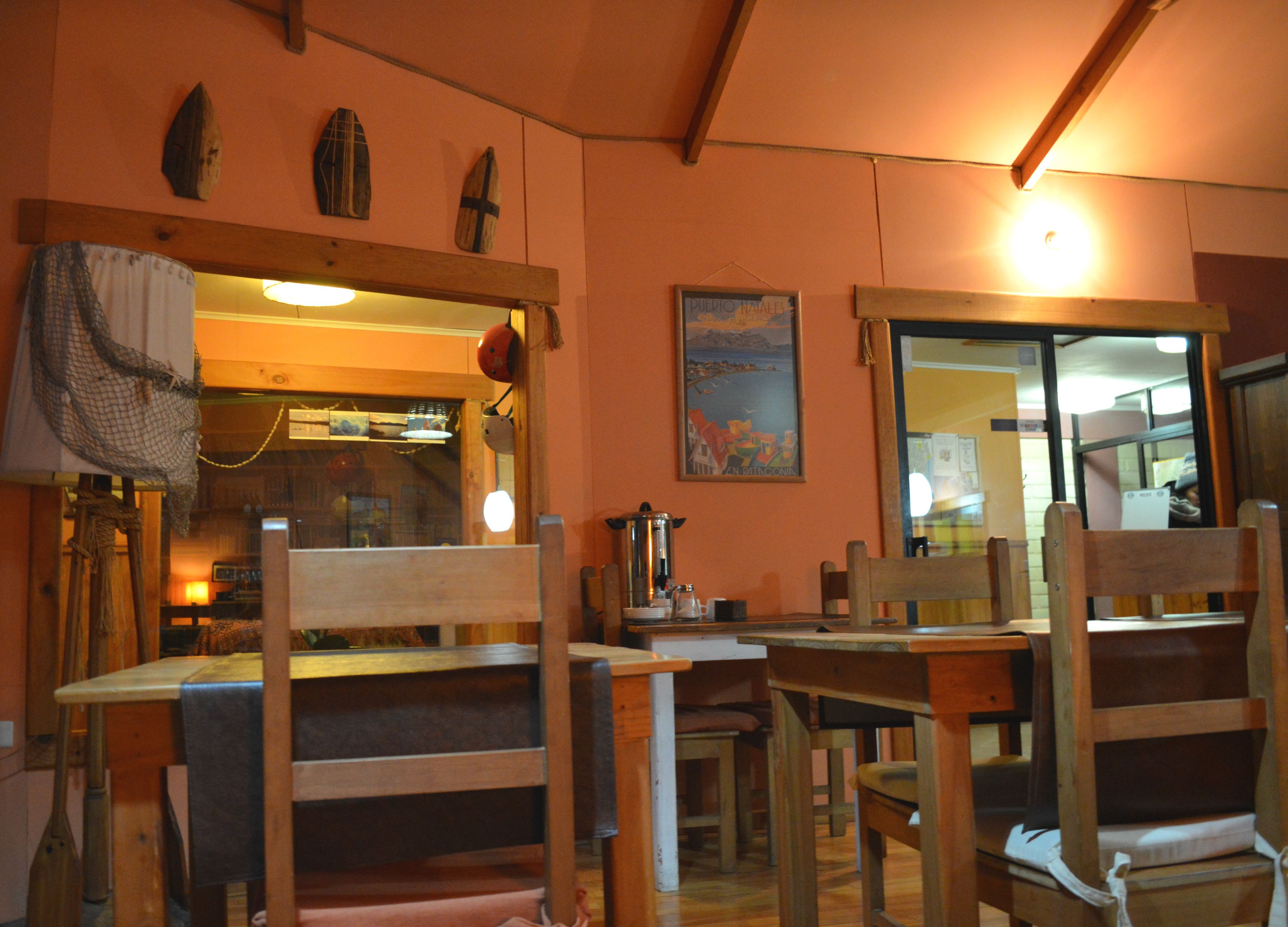 Pequenos-almoços servidos, cozinha local e internacional 