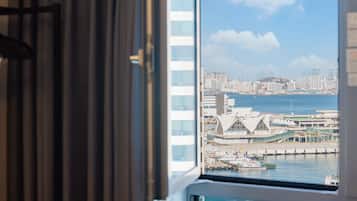 Suite Familiar, vista para o porto | 1 quarto, minibar, cortinas/cortinados opacos, quartos insonorizados