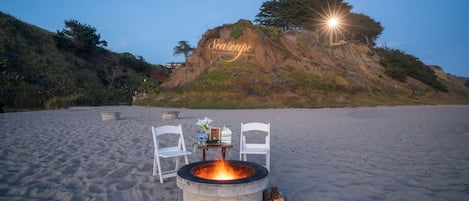 Na praia, serviço de traslado de/para a praia grátis, toalhas de praia