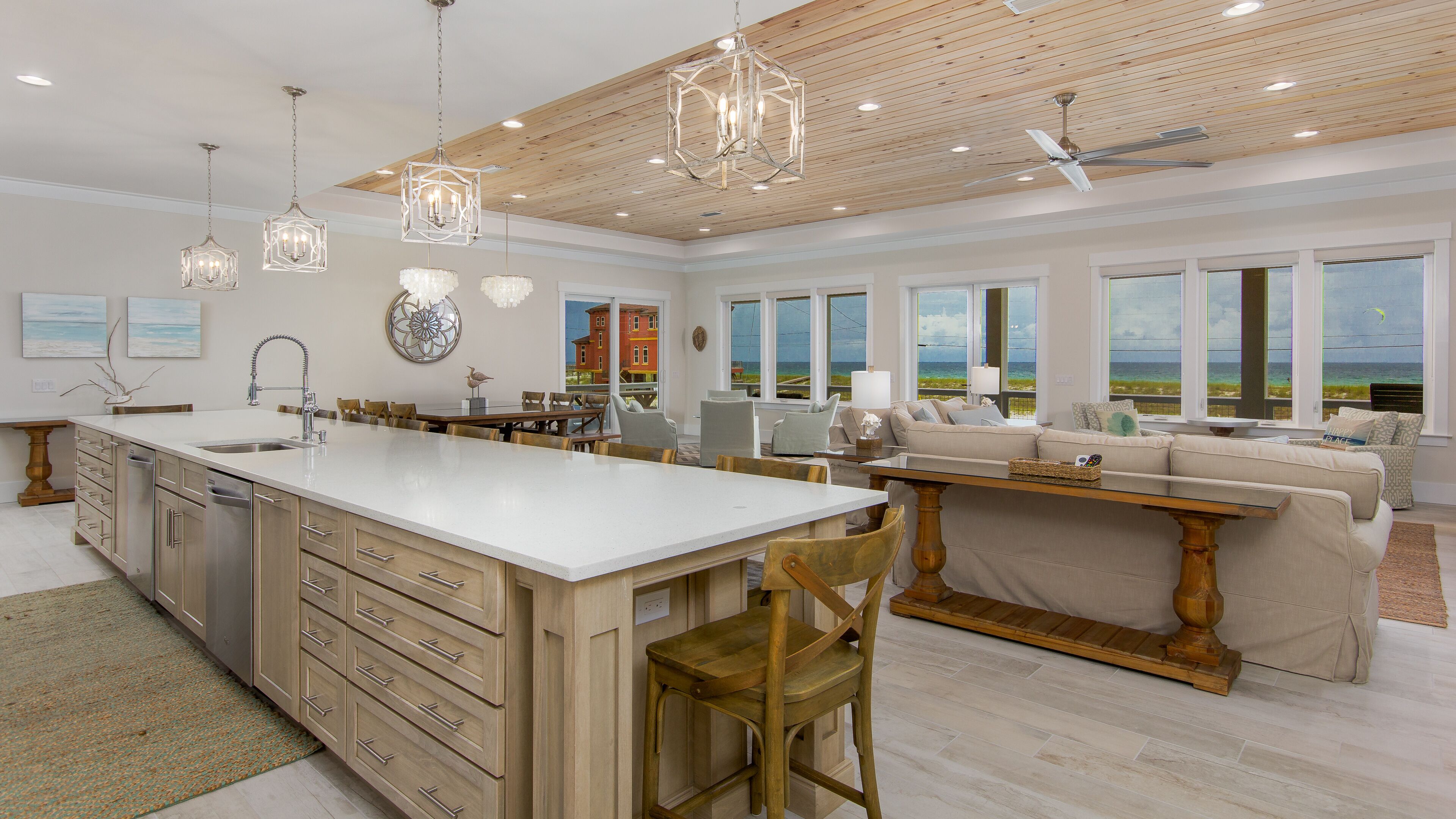 Check Out Discounts! Navarre Beach! Sleeps 22! Heated Pool, Elevator, Golf Cart! - Navarre, FL