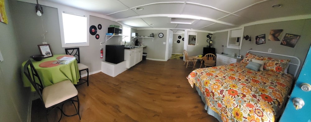Studio:lower Winter Prices! Snowbirds Welcome! Bring Your Boat For Fall Fishing - Beaufort, NC