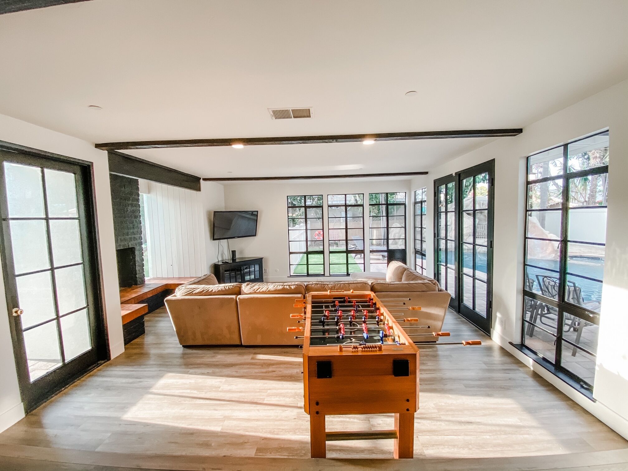 Funtierland + Rapunzel's Tower + Remodeled Pool And Rock-slide! + Pet Friendly - Cypress, CA