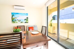 Apartamento | Sala de estar | TV de ecrã plano 