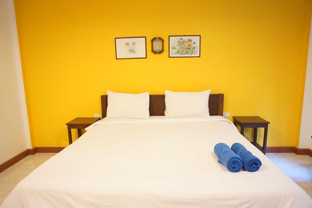 Quarto Duplo Standard | Cofre no quarto, Wi-fi grátis, roupa de cama fornecida