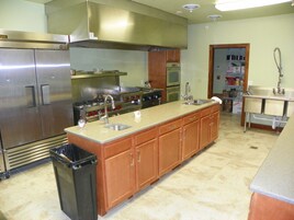 Quarto Quádruplo, várias camas, casa de banho privativa | Cozinha partilhada | Um frigorífico no espaço comum, um micro-ondas no espaço comum 