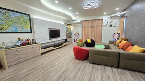 Televisor LED de 42 polegadas com canais por cabo, televisor 