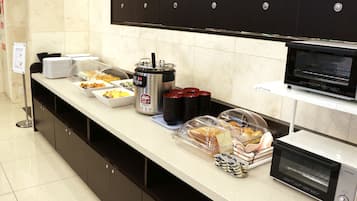 Pequeno-almoço tipo buffet diário incluído