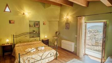 Escrivaninha, berços (sobretaxa), Wi-Fi de cortesia