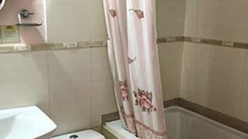 Artigos de higiene pessoal grátis, toalhas fornecidas