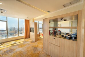 Suíte executiva, 1 quarto | Minirrefrigerador