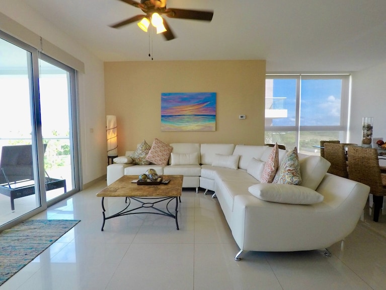 Preciosa Playa Privada En El Condominio Mareazul Con Lujo Brillante Y Espacioso - Playa del Carmen