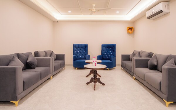 Hotel Sugandh Retreat - Hostel - Jaipur