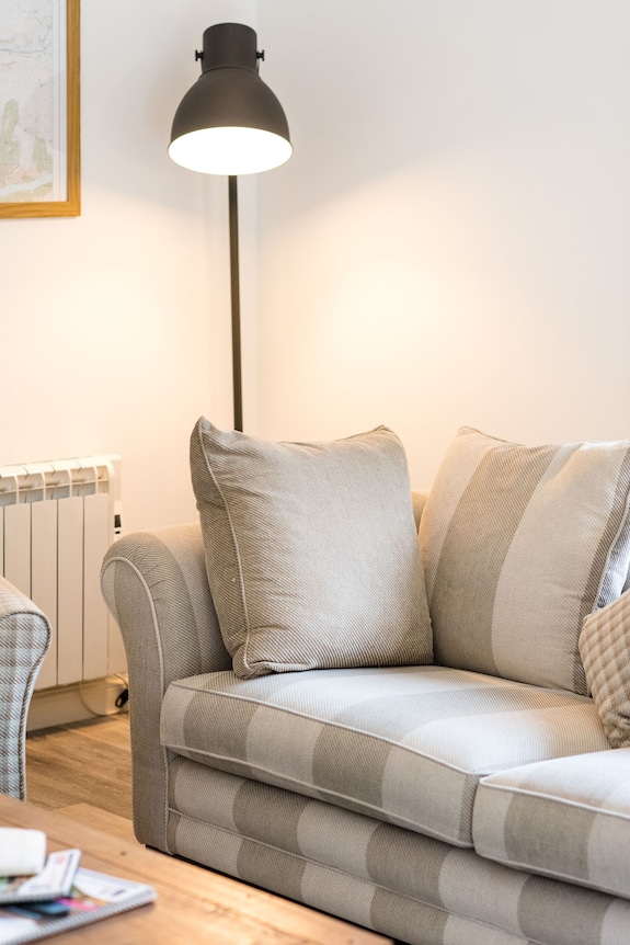 Beautiful 4 Star, 2 Bedroom Chalet With Mountain Views. A True Highland Landscape All Around - Loch Lomond