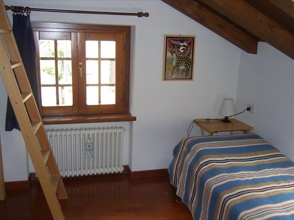The House On The Bridge - Menaggio
