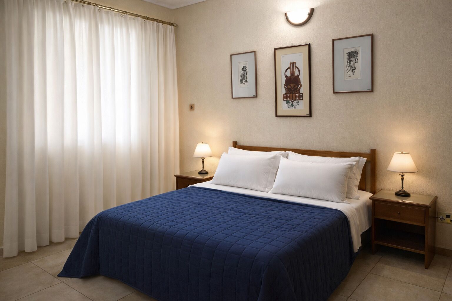 Quarto casal luxo, 1 cama de casal, para não fumantes, suíte | Edredons de pluma, frigobar, cofres nos quartos