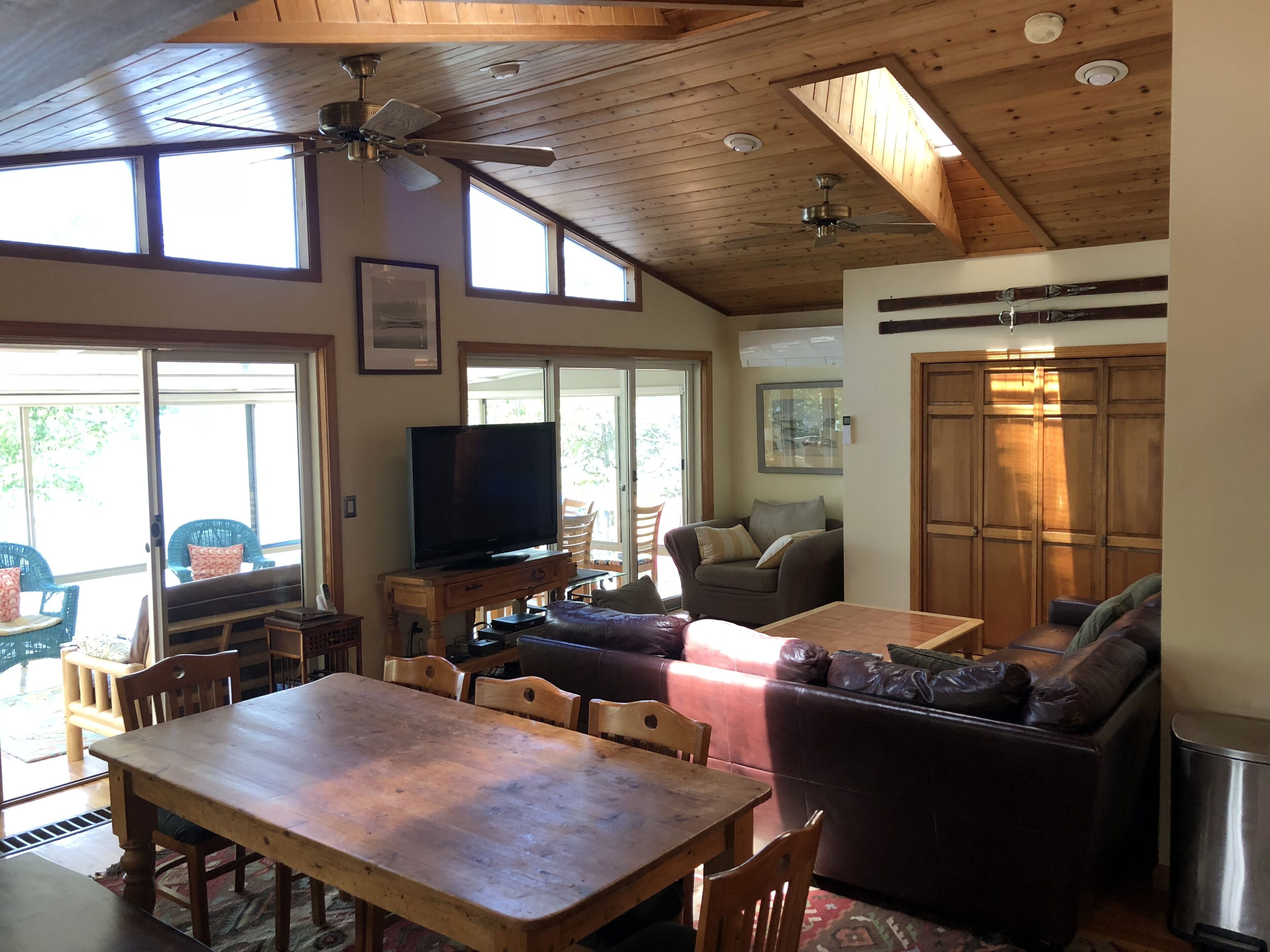 10 Best Lakefront Vrbo Rentals In Maine, USA | Trip101