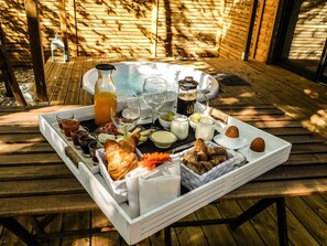 Pequeno-almoço completo diário incluído
