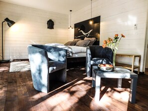 Quarto Duplo (Jack) | Com decoração personalizada, com mobília individualizada, Wi-fi grátis