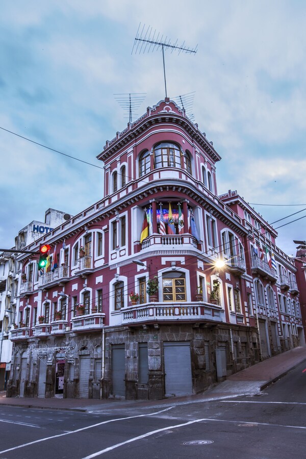 Hotel Plaza Del Teatro - Quito