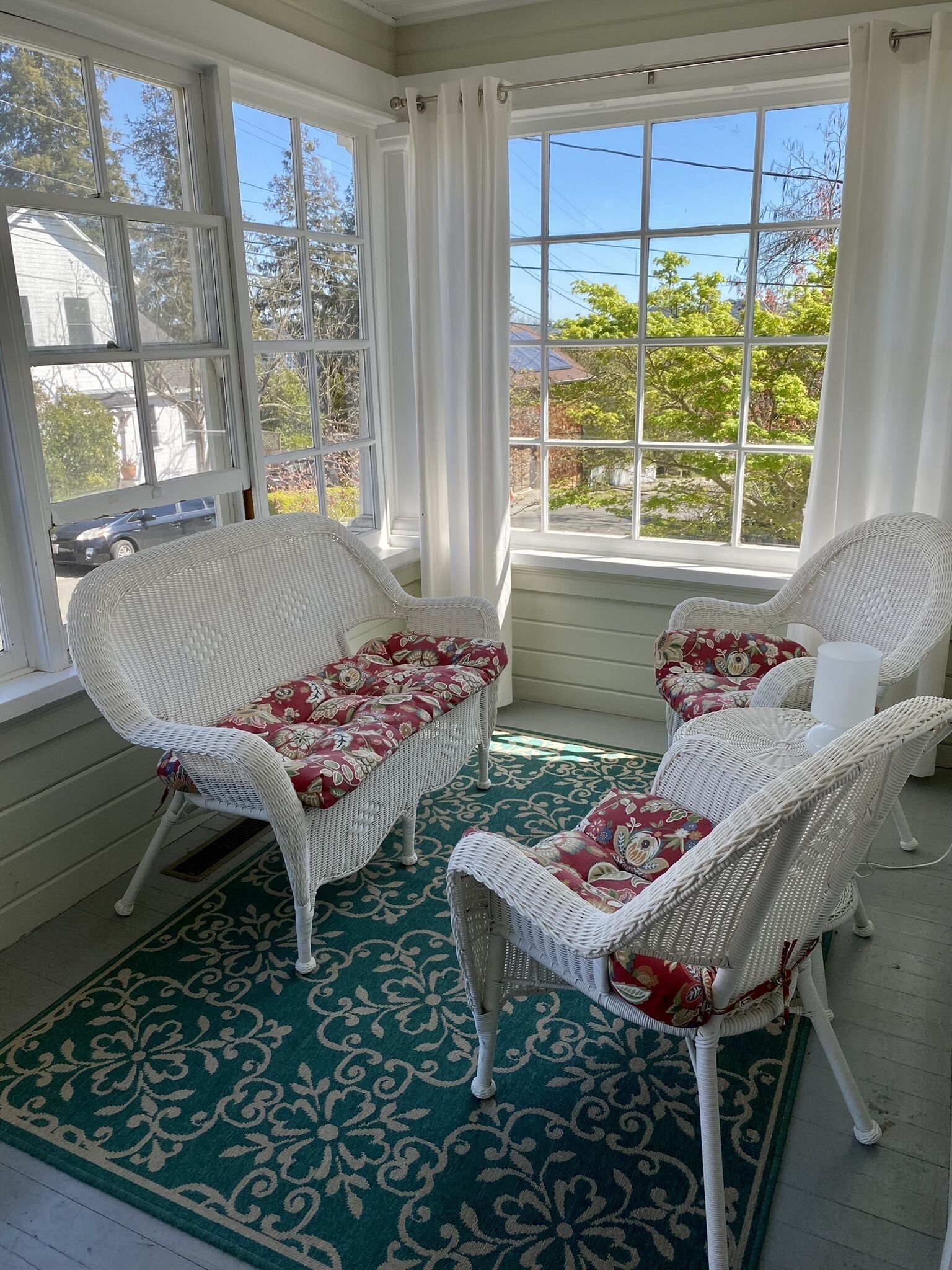 Sparkling Clean 1920's Bungalow - Petaluma, CA