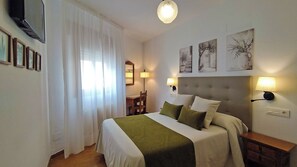 Quarto Duplo | Secretária, secretária adequada para computadores portáteis 