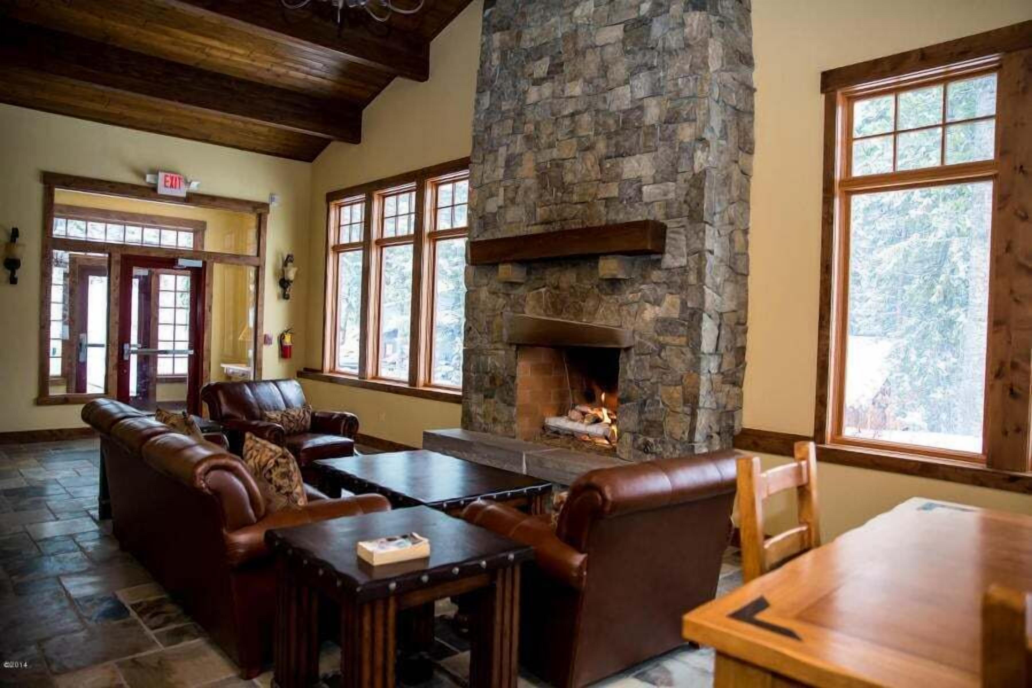 Wonderful Ski And Summer Condo  / Ac For Hot Days / Underground Parking - Glacier National Park