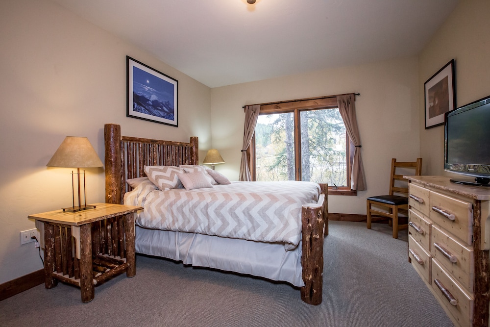 Wonderful Ski And Summer Condo / Ac For Hot Days / Underground Parking - Whitefish, MT