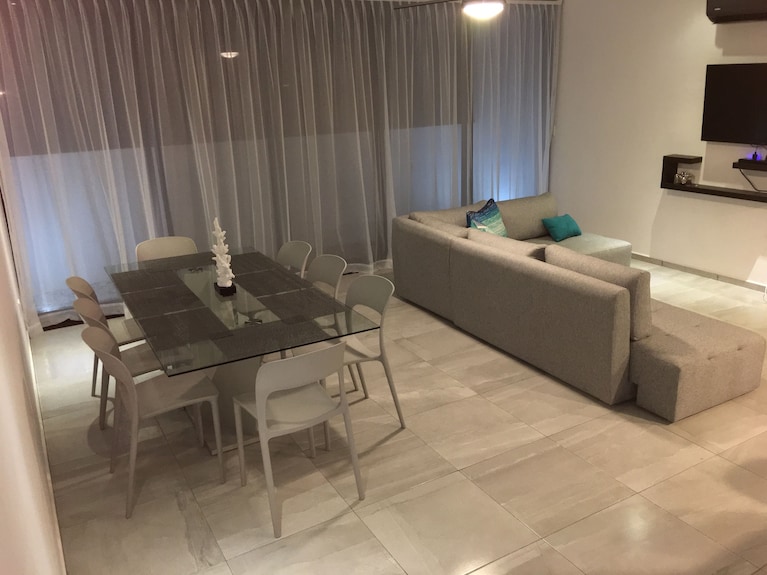 Enorme Casa Nueva Moderna W Cubierta De Techo Privada Y Jacuzzi Cerca De La Playa - Playa del Carmen