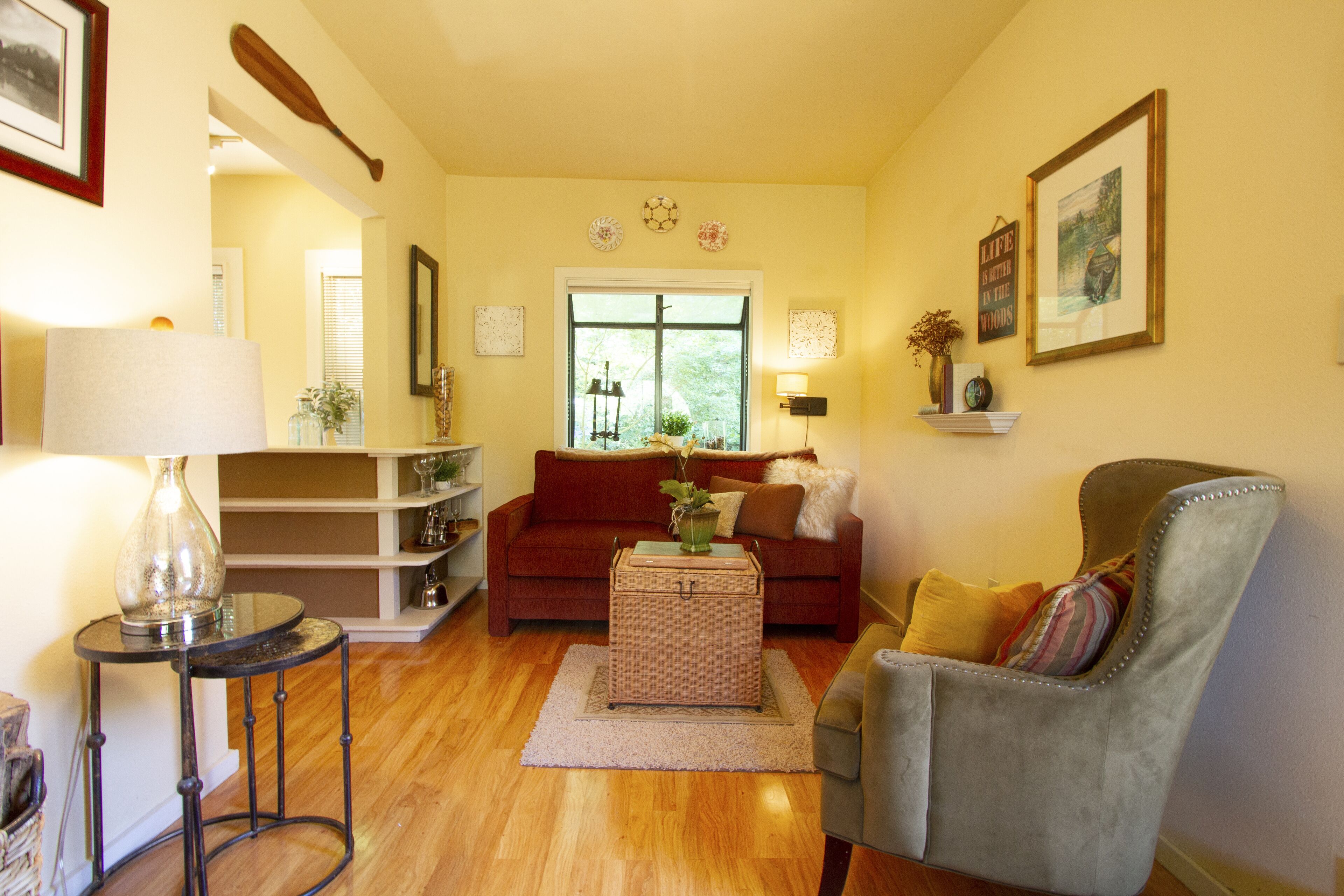 The Attic At The Red Chateau - Russian River Wine Valley - Russian River, CA