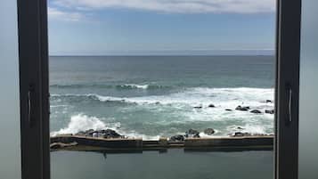 Deluxe Double /Twin Room with Sea View | Vista para a praia ou o mar