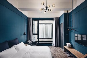 Cortinas blackout, Wi-Fi de cortesia, roupa de cama