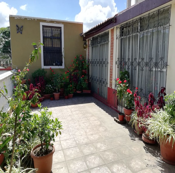 Mariana's Petit Hotel - 瓜地馬拉