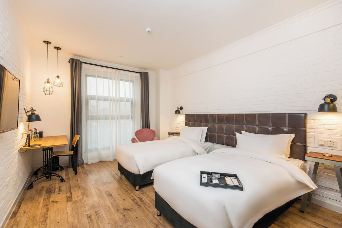 1 quarto, edredons de pluma, camas com colchões pillow-top, escrivaninha