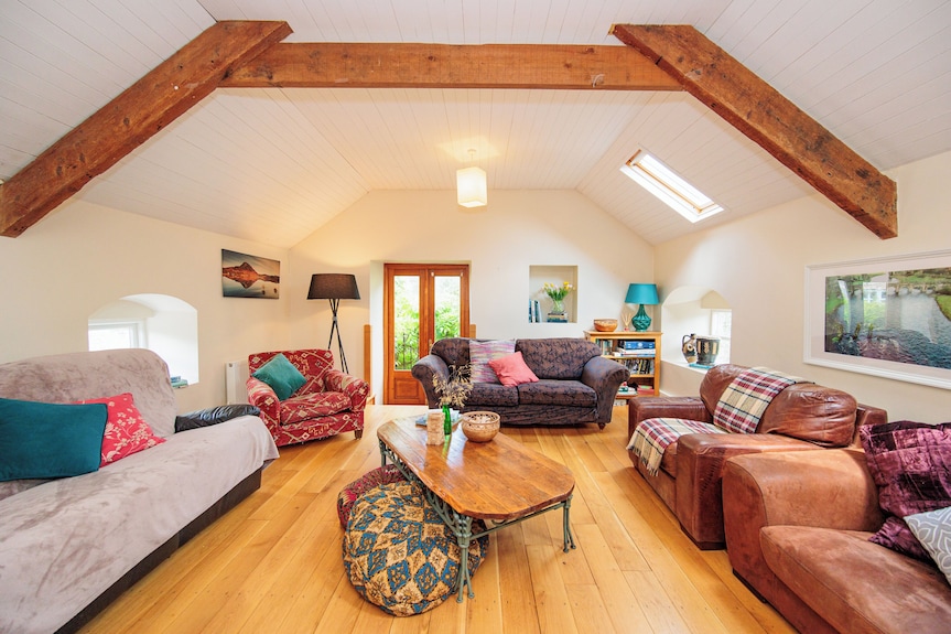 18th Century Coachhouse En Un Patio Marco - Irlanda