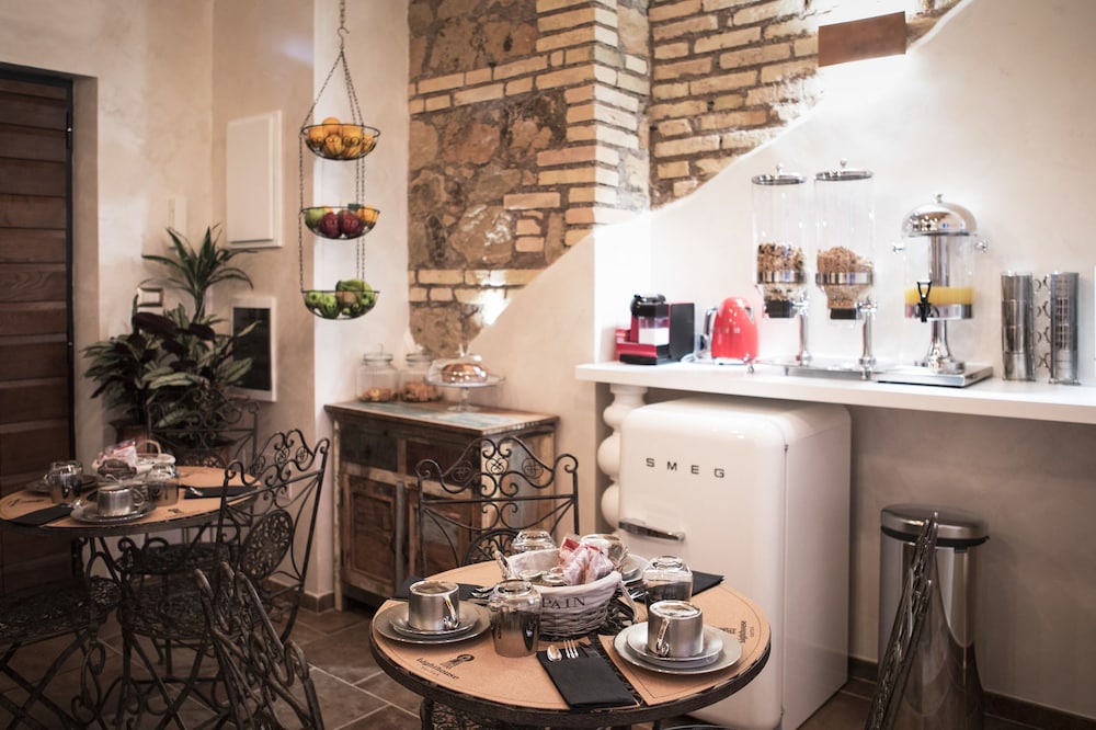 Lighthouse Suites Trastevere - Rome
