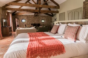 Loft luxo | 1 quarto, roupas de cama premium, individualmente decorados