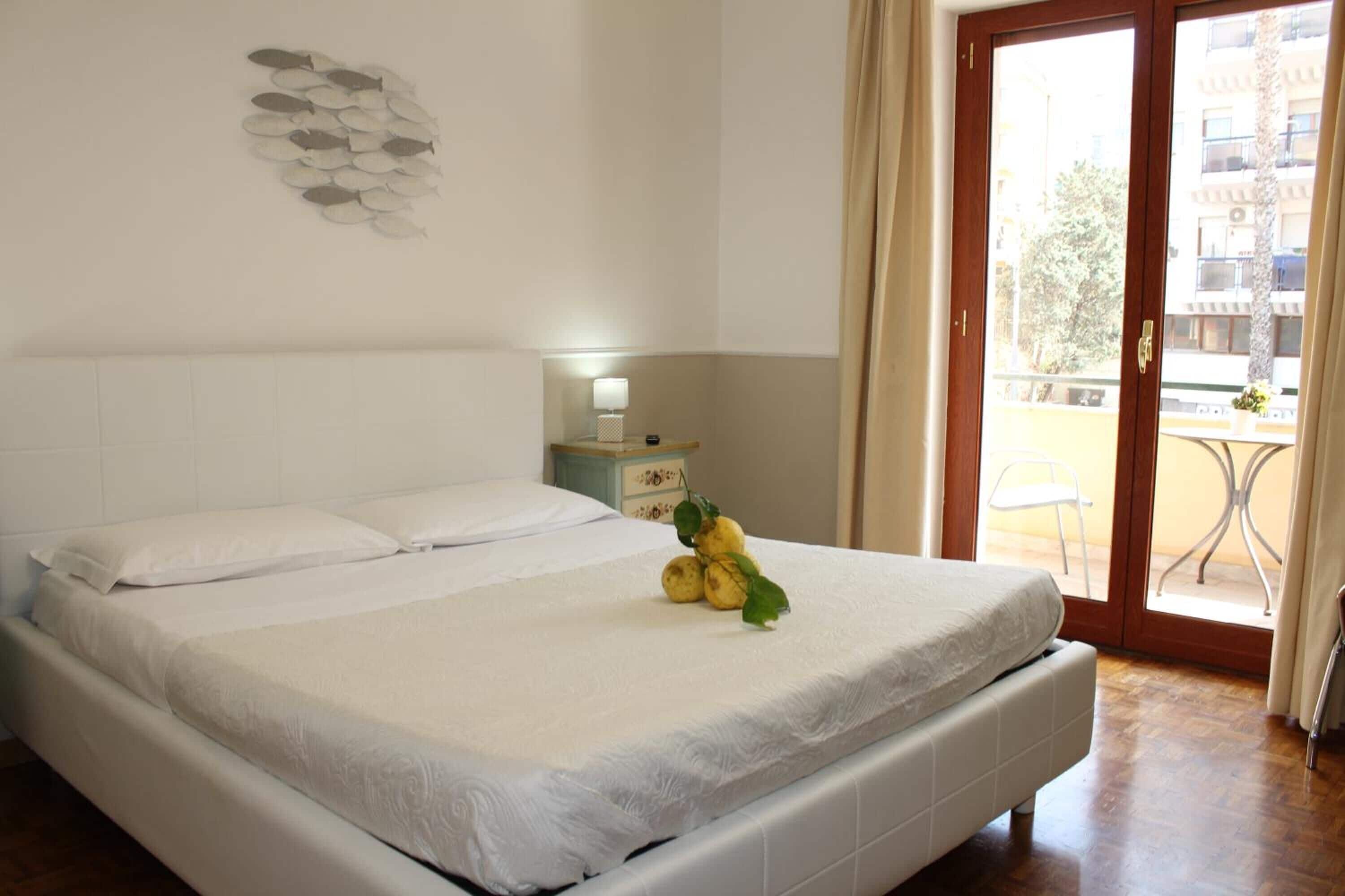 Minibar, Wi-fi grátis, roupa de cama fornecida 