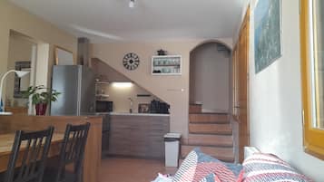 Dúplex Familiar, casa de banho privativa (Gîte en duplex Alpilles) | Sala de estar