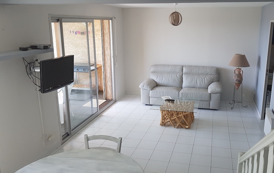 Huis En Prive Zwembad Uitzicht Op Zee - Fleury