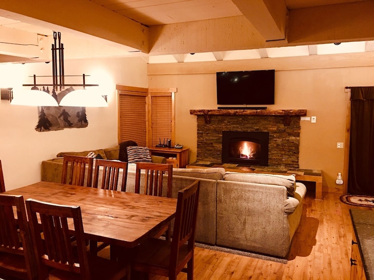 Excelente Ubicación A Pasos De Village, Buena Para Grupos Grandes / Familias, Estacionamiento En Garaje - Yosemite National Park