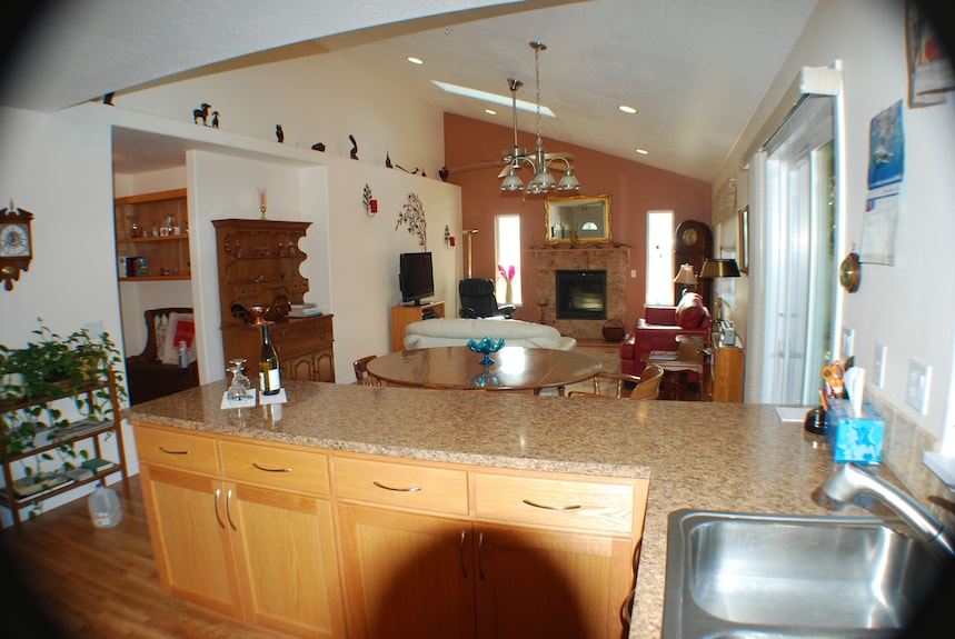 100+ Five Star Reviews! Central Location! Value! Guest Favorite! - 尤金