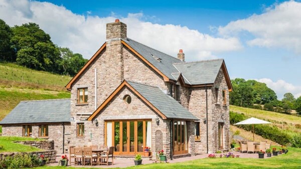 The Celyn - Monmouthshire